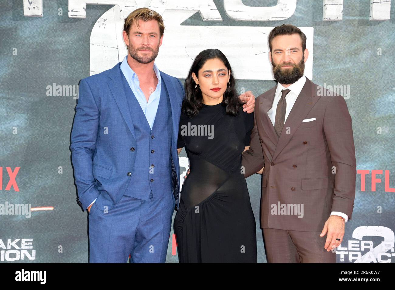 Chris Hemsworth Golshifteh Farahani Und Sam Hargrave Beim Special 2624