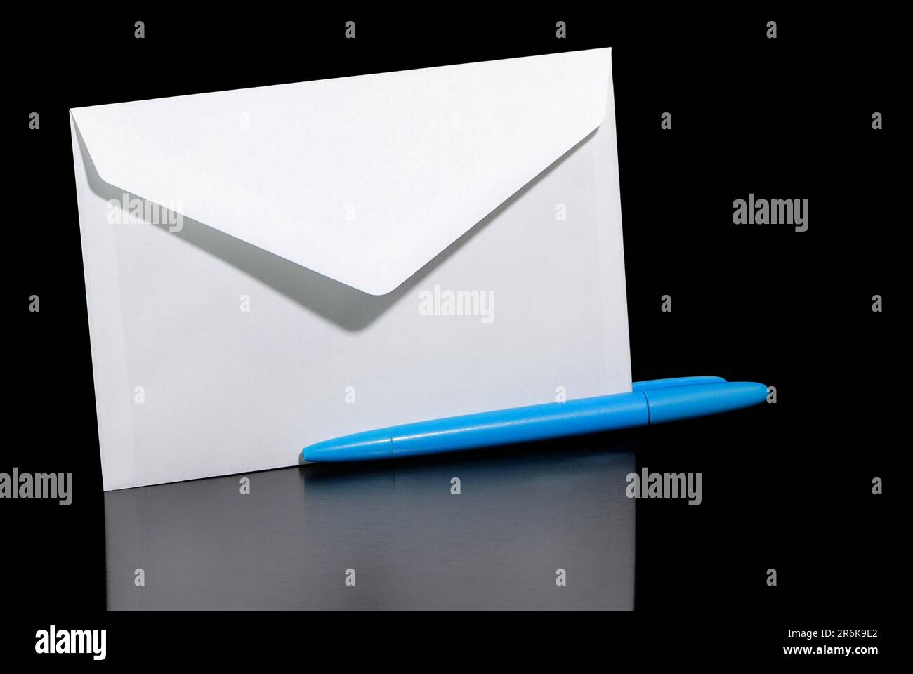 Envelope written hi-res stock photography and images - Alamy