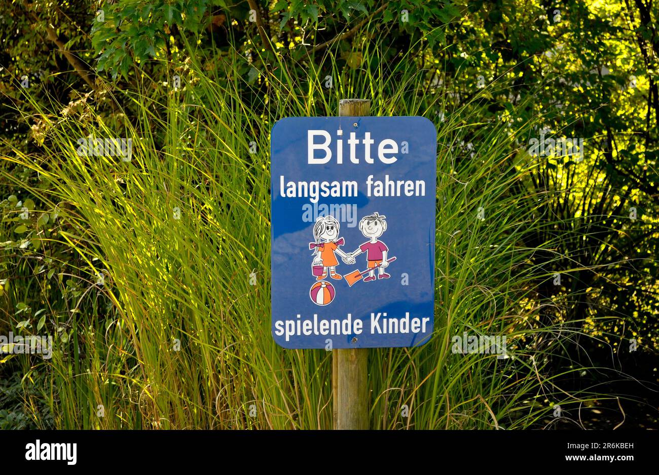 Sign : Please drive slowly, playing children Stock Photo - Alamy Sign : Please drive slowly, playing children Stock Photo - Alamy