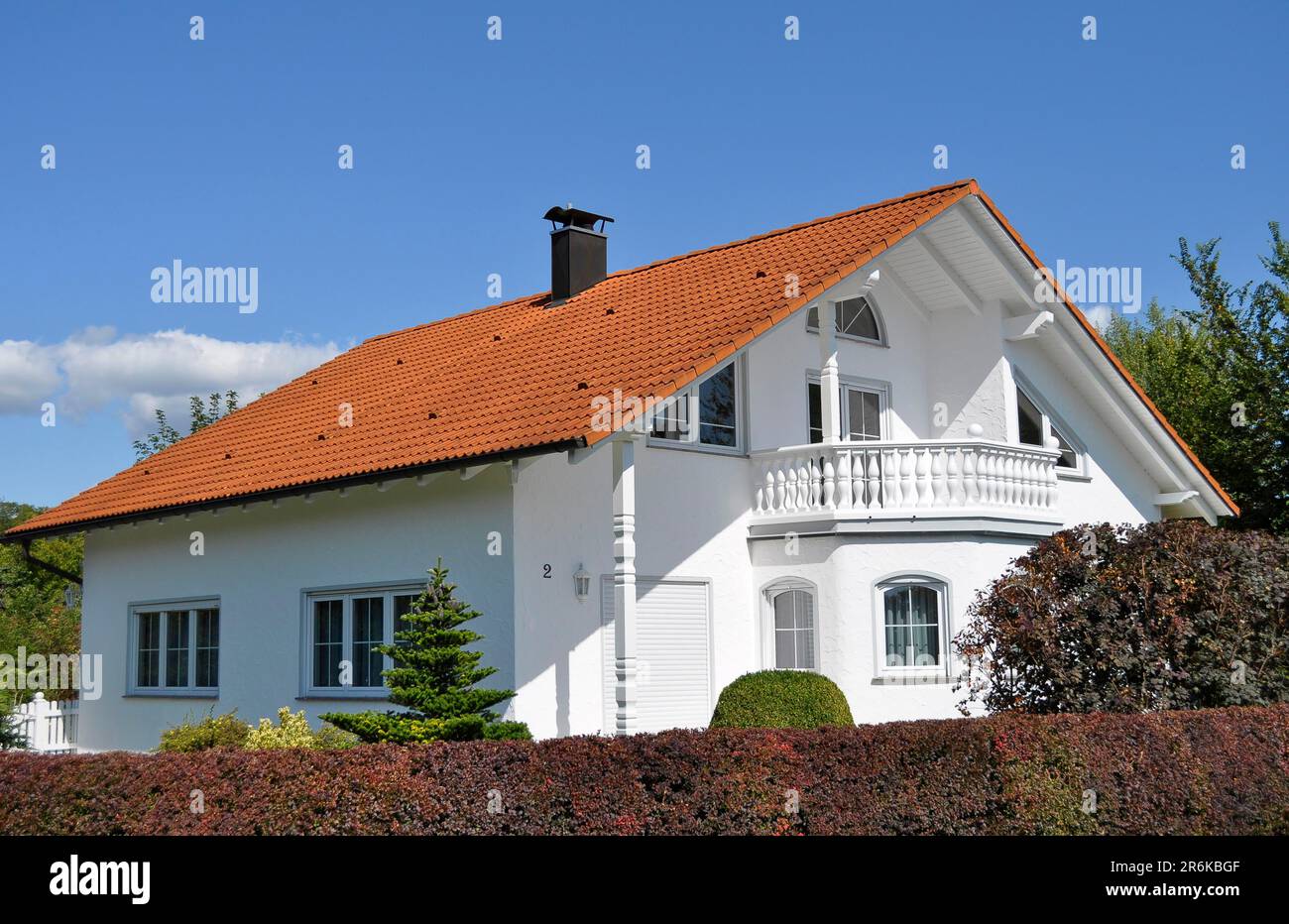 Building new detached house hi-res stock photography and images - Alamy
