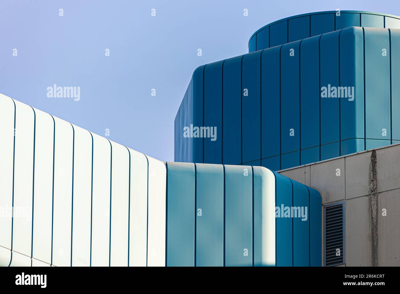 Two story building hi-res stock photography and images - Alamy