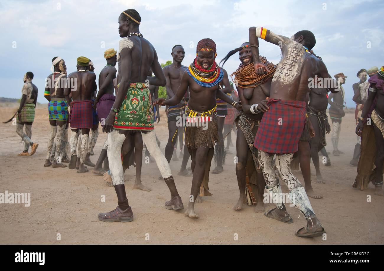 Nyangatom, Bume, Buma, Bumi, tribe, dance ceremony, dancing men and ...