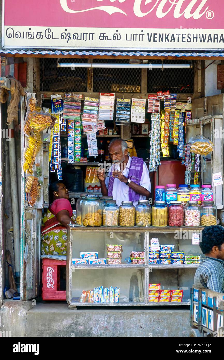 A Petty Shop In Chennai Tamil Nadu India Asia Stock Photo Alamy a-petty-shop-in-chennai-tamil-nadu-india-asia-stock-photo-alamy