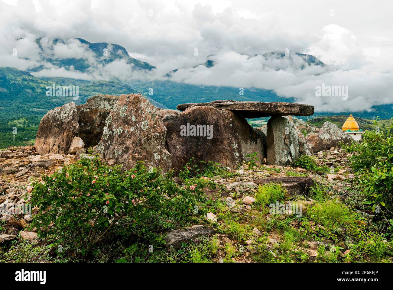 Megalithic Dolmens Muniyaras burial chambers at Kovilkadavu near ...