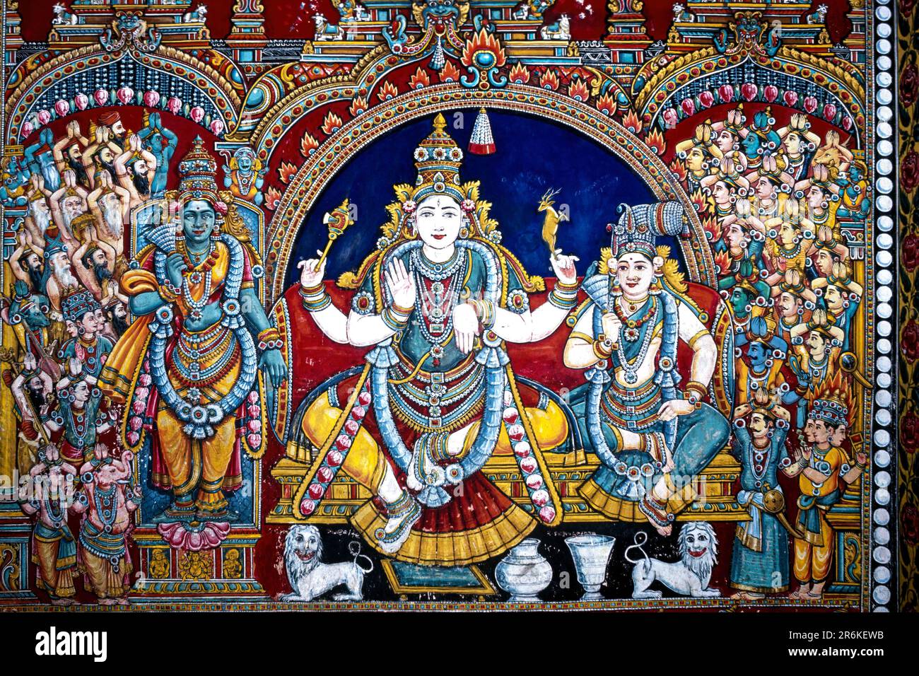 Paintings murals frescos in Chitra Sabha one of five major Nataraja ...