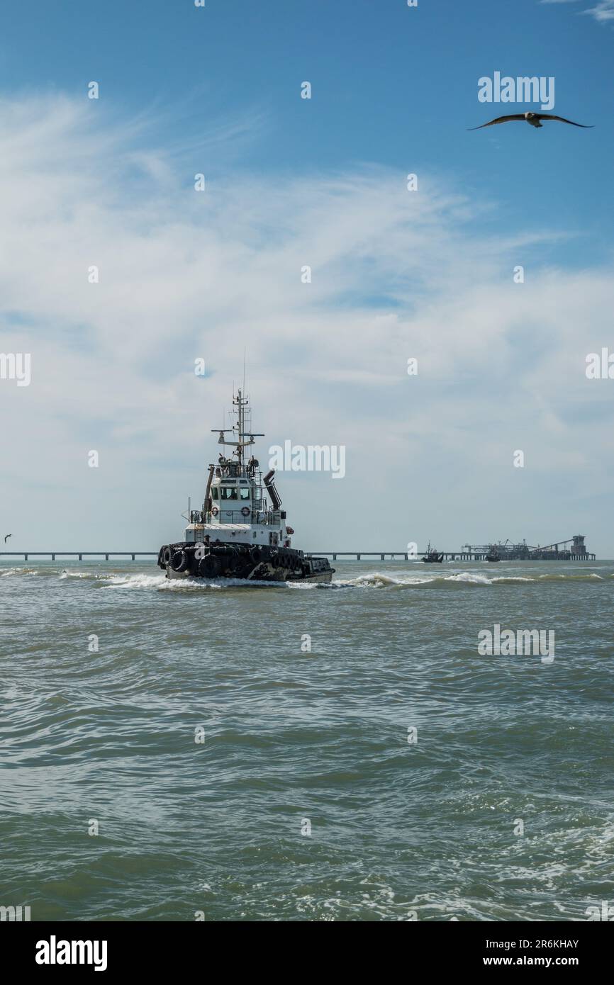 Laayoune tugboat hi-res stock photography and images - Alamy Laayoune tugboat hi-res stock photography and images - Alamy
