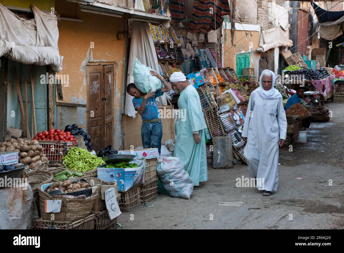 Market, Kargha Oasis, Libyan Desert, Egypt Stock Photo - Alamy
