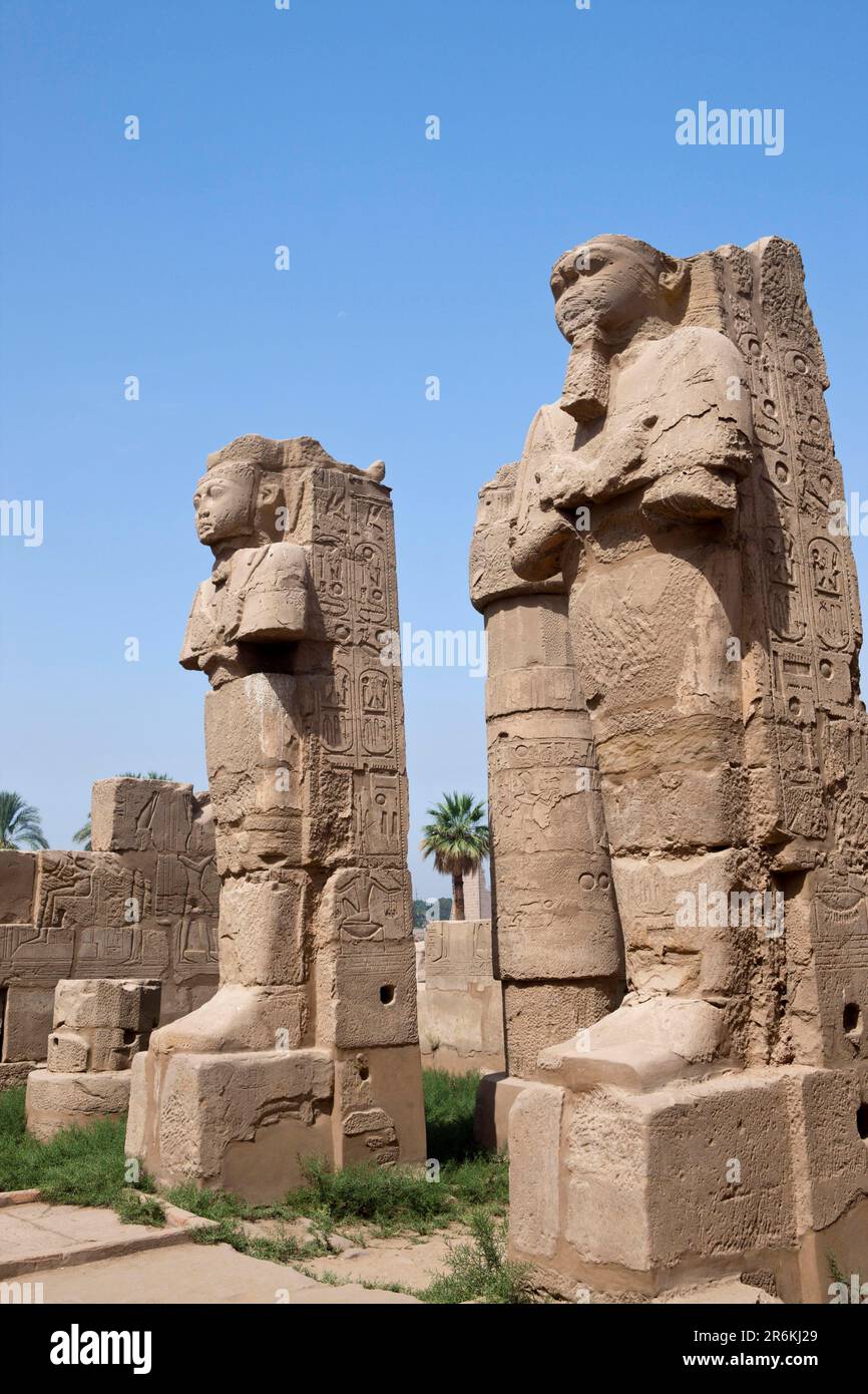 Statues, Karnak Temple, Karnak, Luxor, Egypt Stock Photo - Alamy