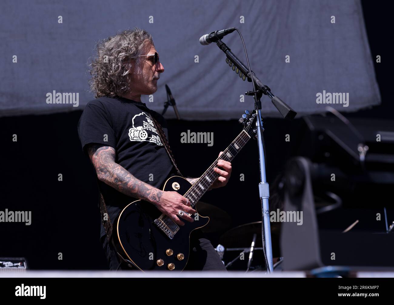 Lead singer of the rock group monster magnet hi-res stock photography ...