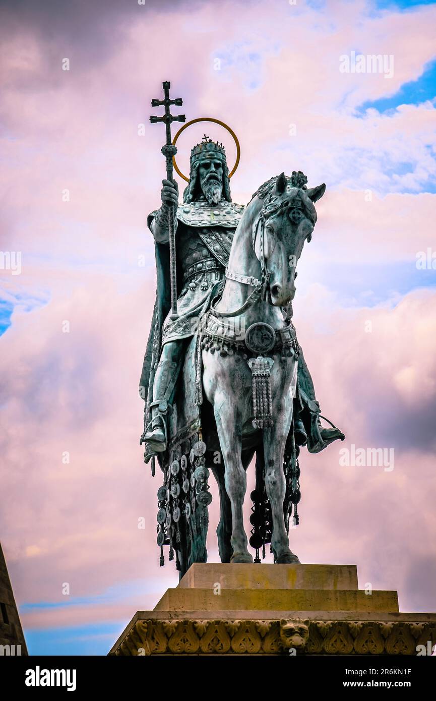 Equestrian statue in budapest hi-res stock photography and images - Alamy