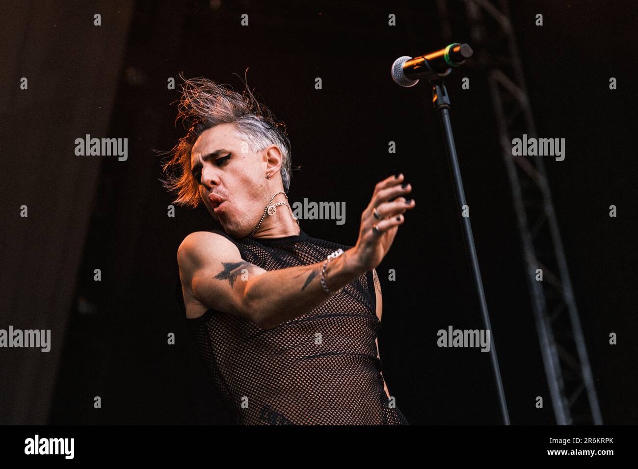 Australian band confidence man hi-res stock photography and images - Alamy