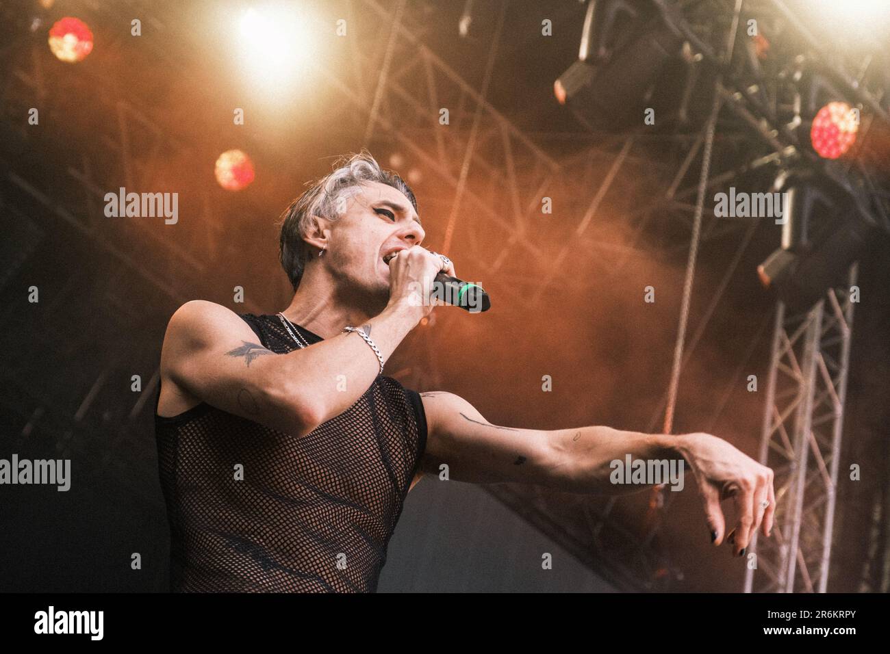 Australian band confidence man hi-res stock photography and images - Alamy