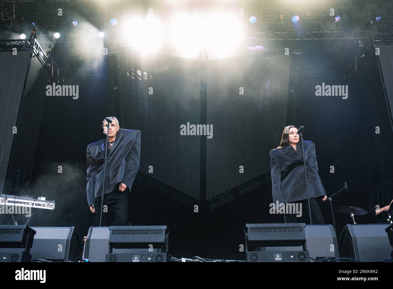 Australian band confidence man hi-res stock photography and images - Alamy