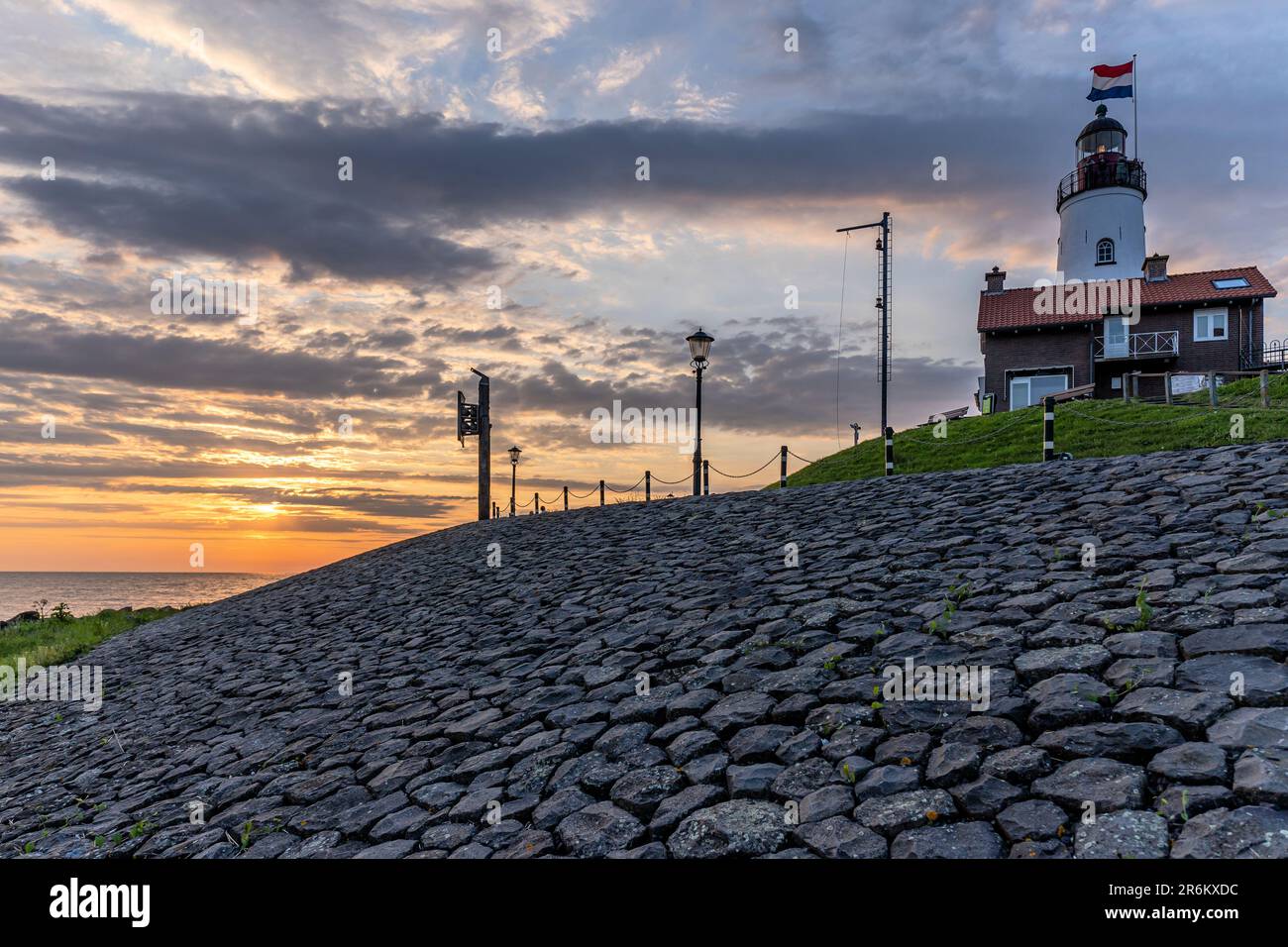 Lighthouse in urk coast hi-res stock photography and images - Alamy