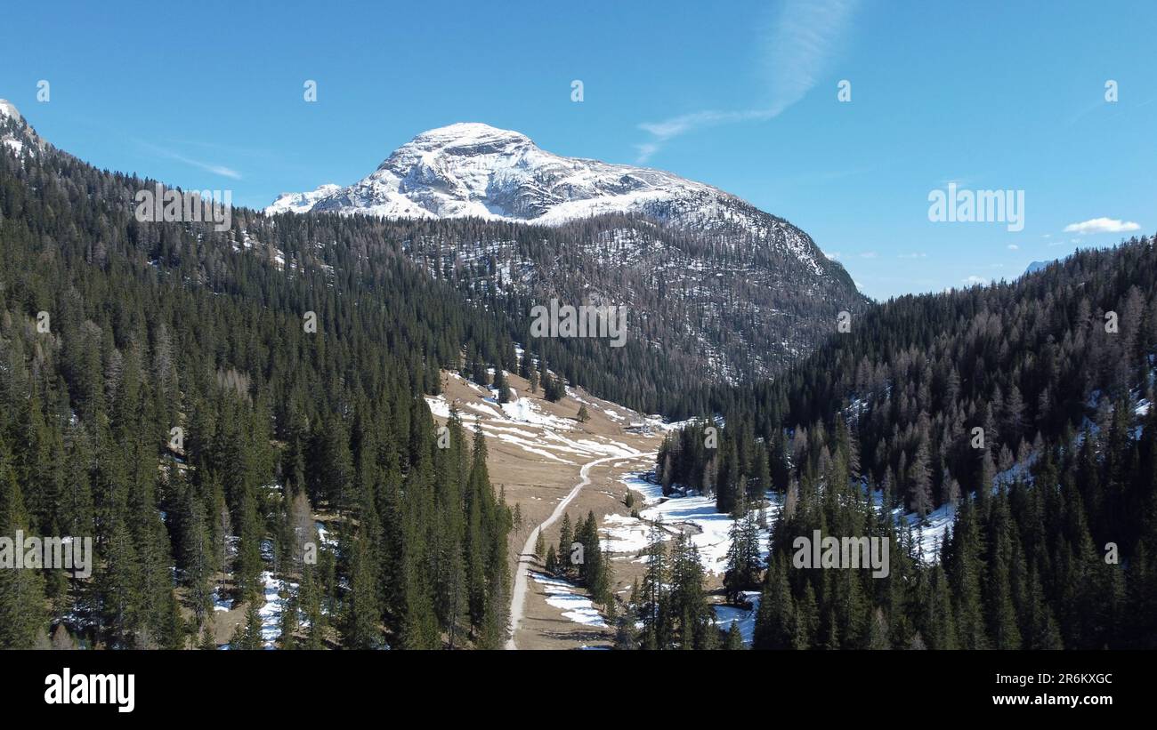 Croda da rancona hi-res stock photography and images - Alamy