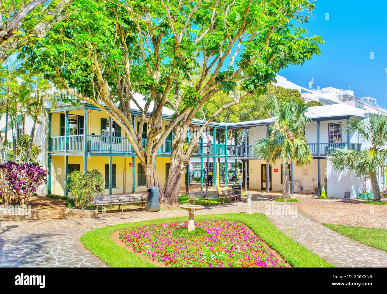 Bermuda Historical Society Museum, the Perot Post Office and the Queen ...