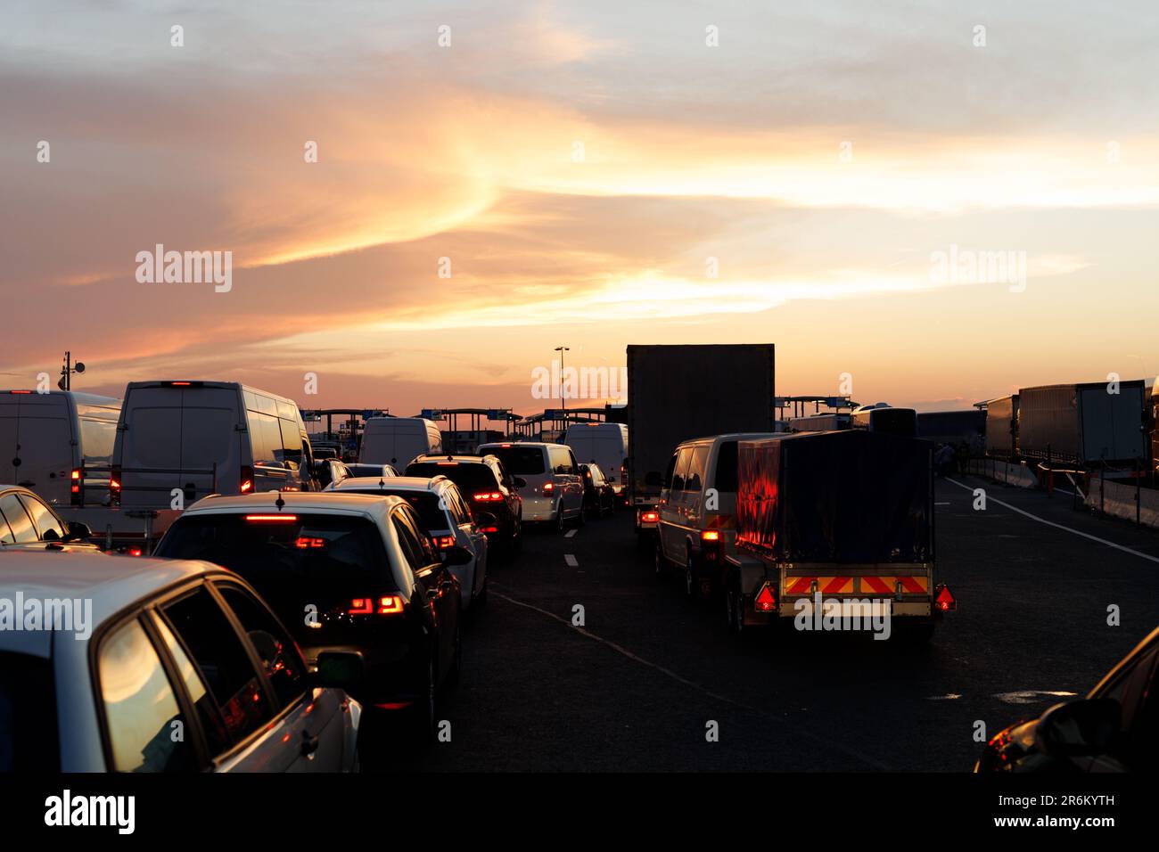 traffic jam at the border crossing point between the countries Stock ...