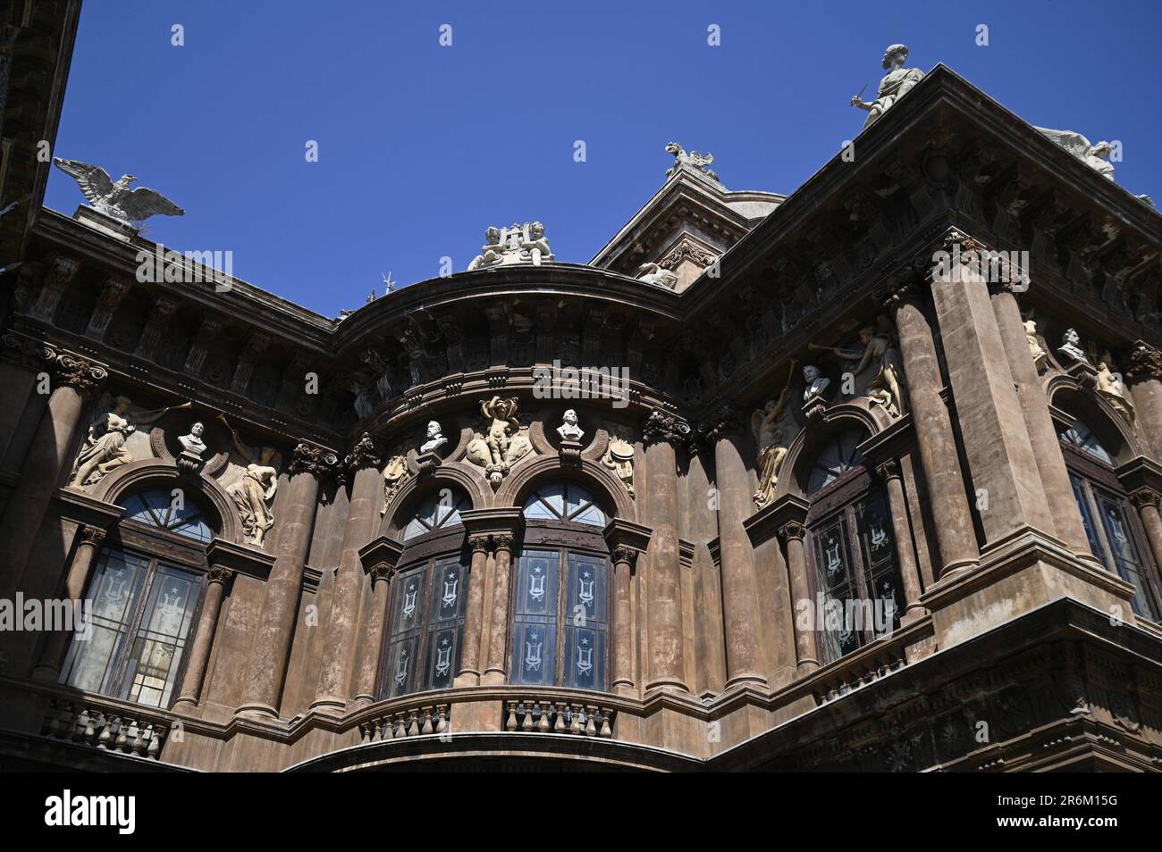 Scenic main entrance facade view of the historic landmark and Opera ...