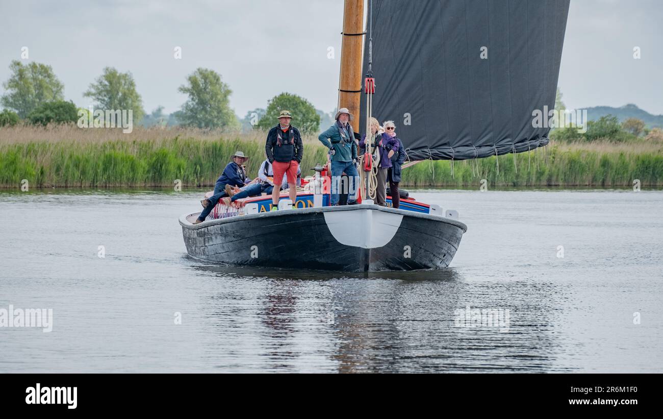 The Norfolk Wherry Albion sailing down the River Bure, Norfolk Broads ...