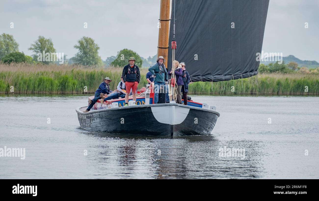 The Norfolk Wherry Albion sailing down the River Bure, Norfolk Broads ...