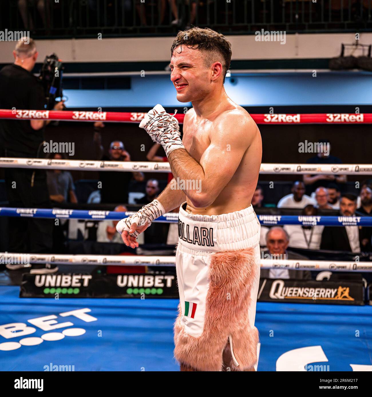 Mark chamberlain boxing hi-res stock photography and images - Alamy