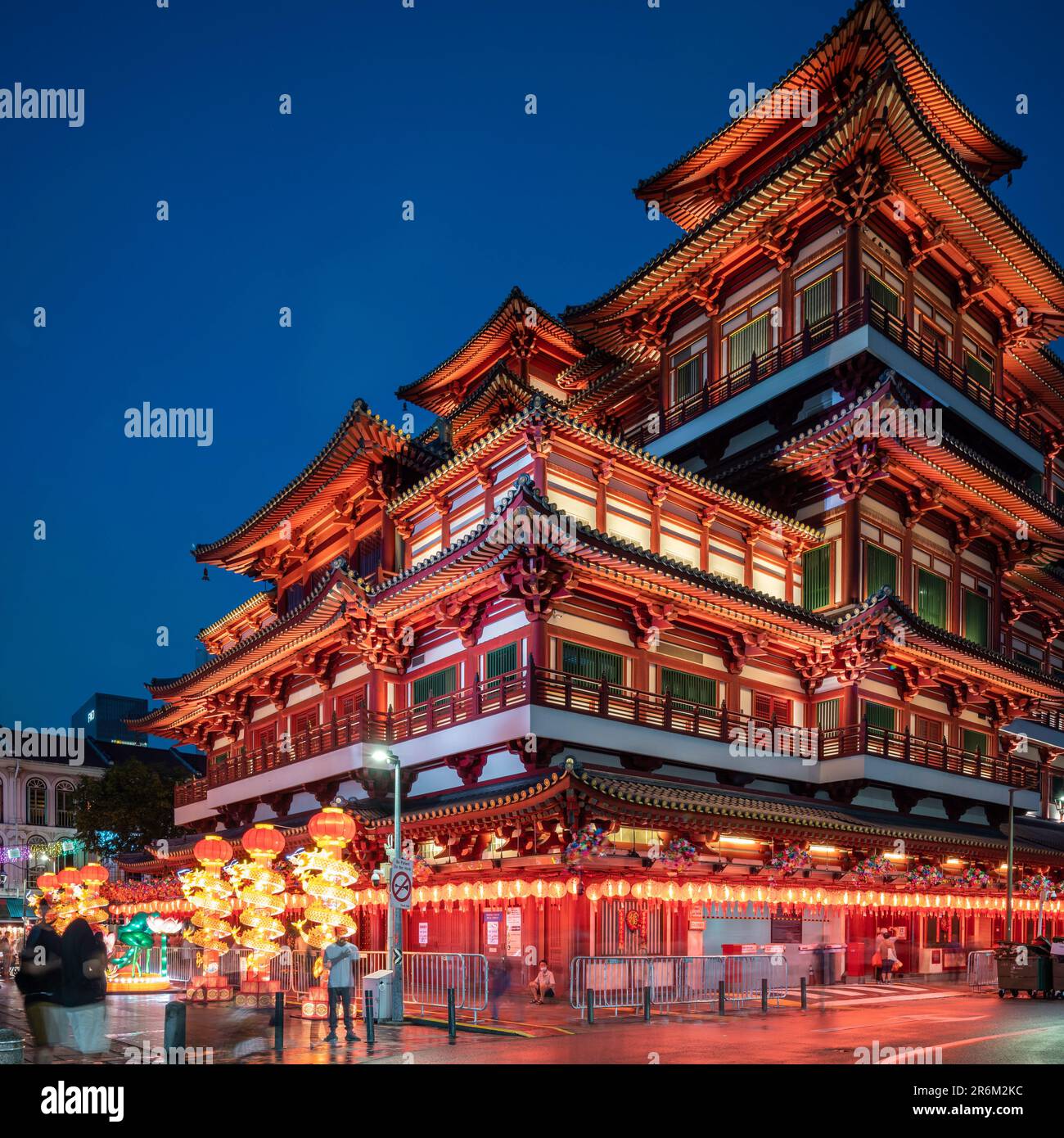 Buddha Tooth Relic Temple, Chinatown, Singapore, Southeast Asia, Asia ...