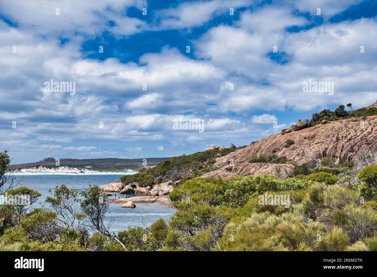 Eroded granite rocks, coastal vegetation and dunes at Lucky Bay in Cape ...