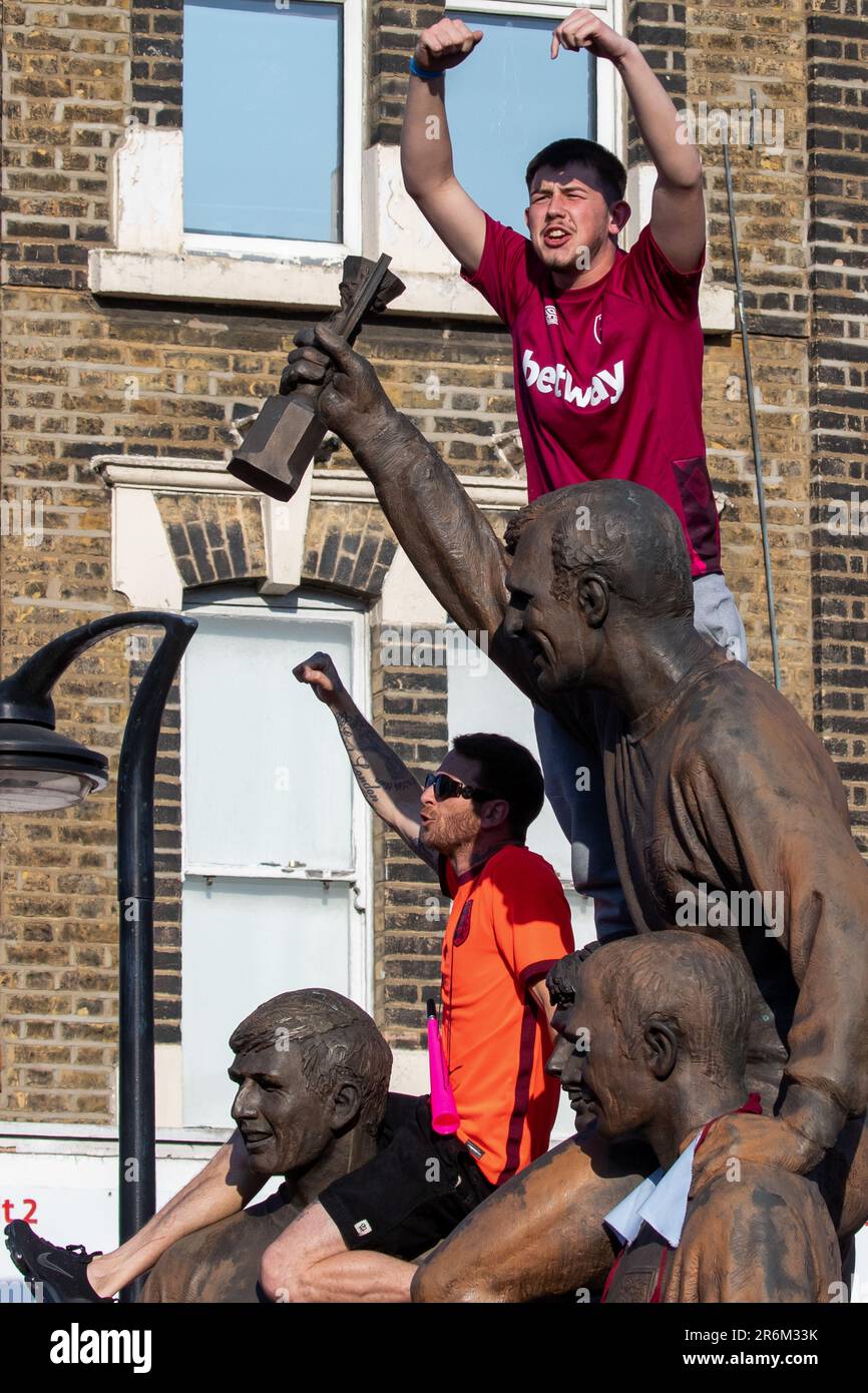 London, UK. 8th June, 2023. Supporters of West Ham United perch on The ...