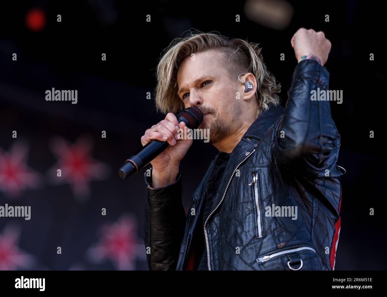 Skid row gig show hi-res stock photography and images - Alamy