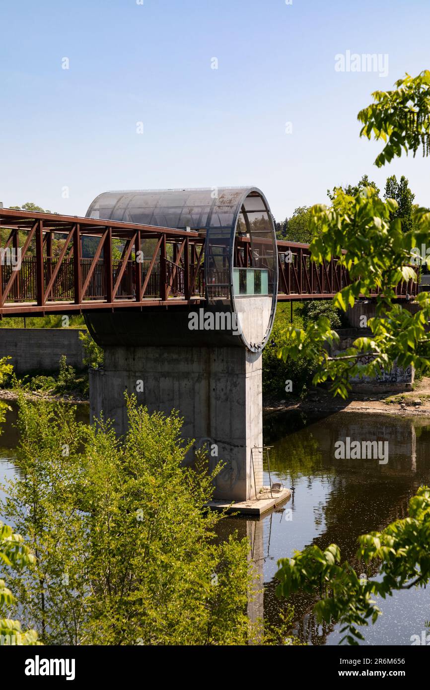 Grand River Pedestrian Bridge Cambridge Ontario Canada Stock Photo - Alamy