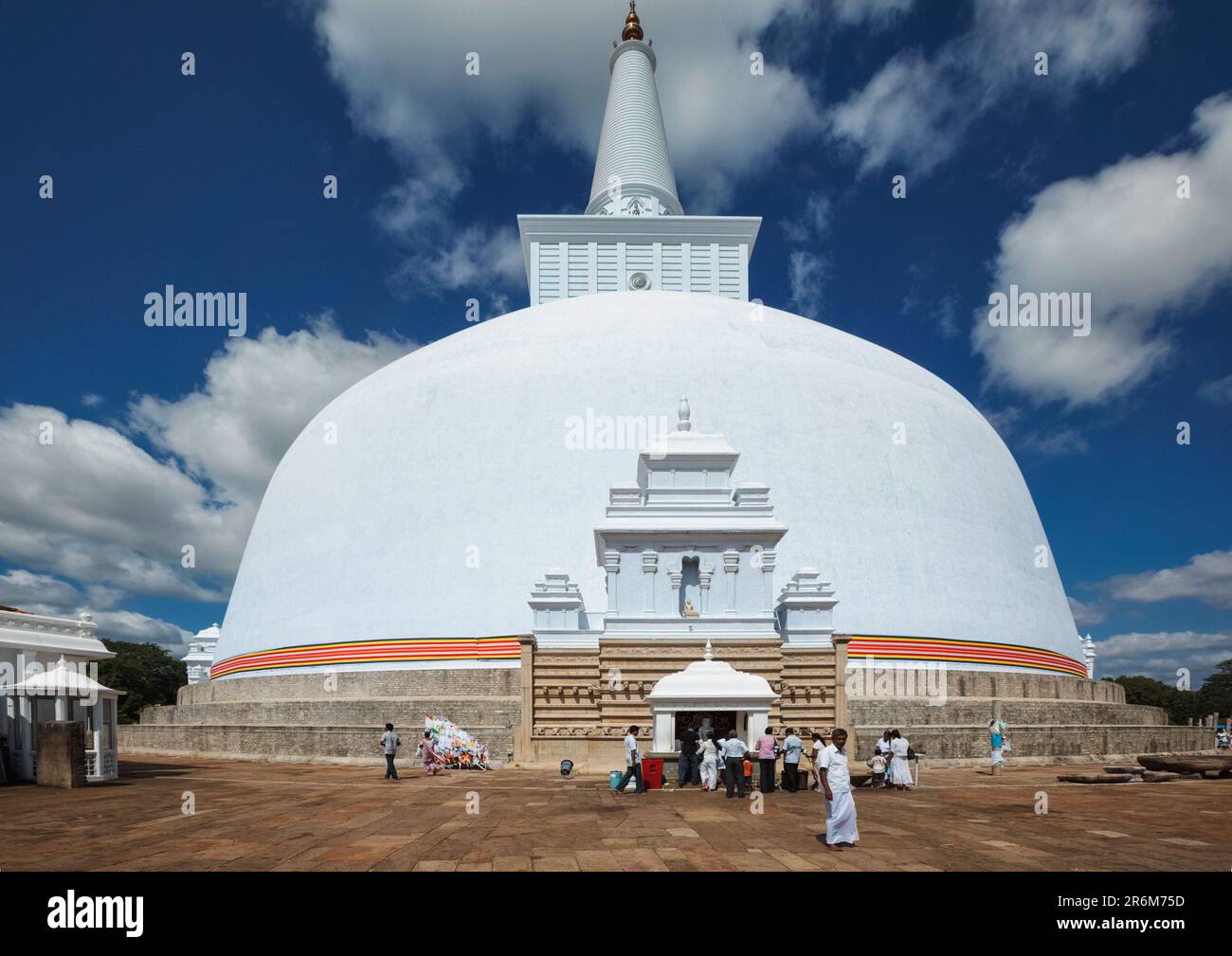 Ruwanweliseya Dagoba - Buddhist stupa built by Sinhalese king ...
