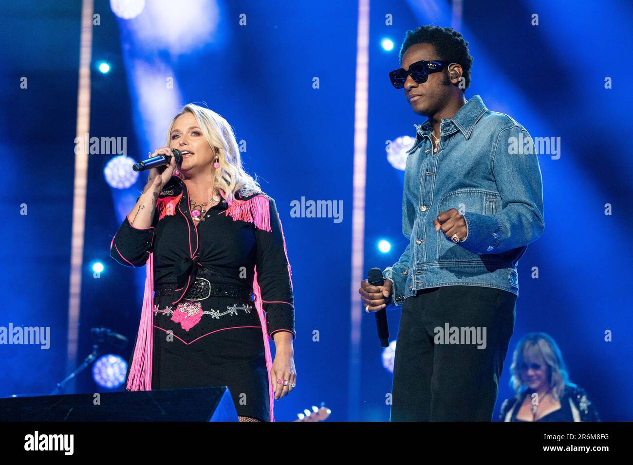 Miranda Lambert, left, and Leon Bridges perform during the 2023 CMA ...