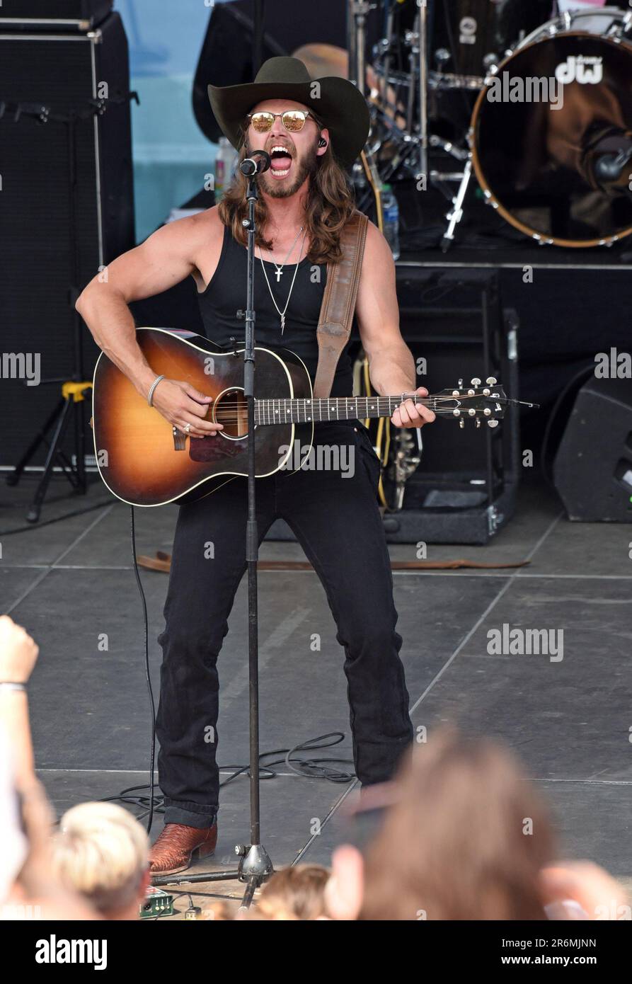 Warren zeiders hi-res stock photography and images - Alamy