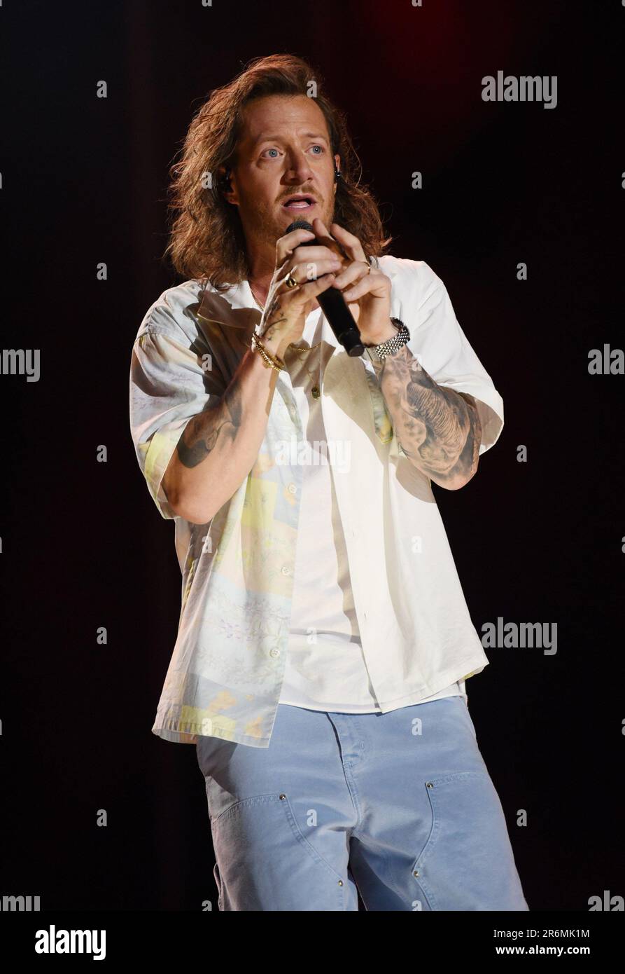 Tyler hubbard cma fest hi-res stock photography and images - Alamy
