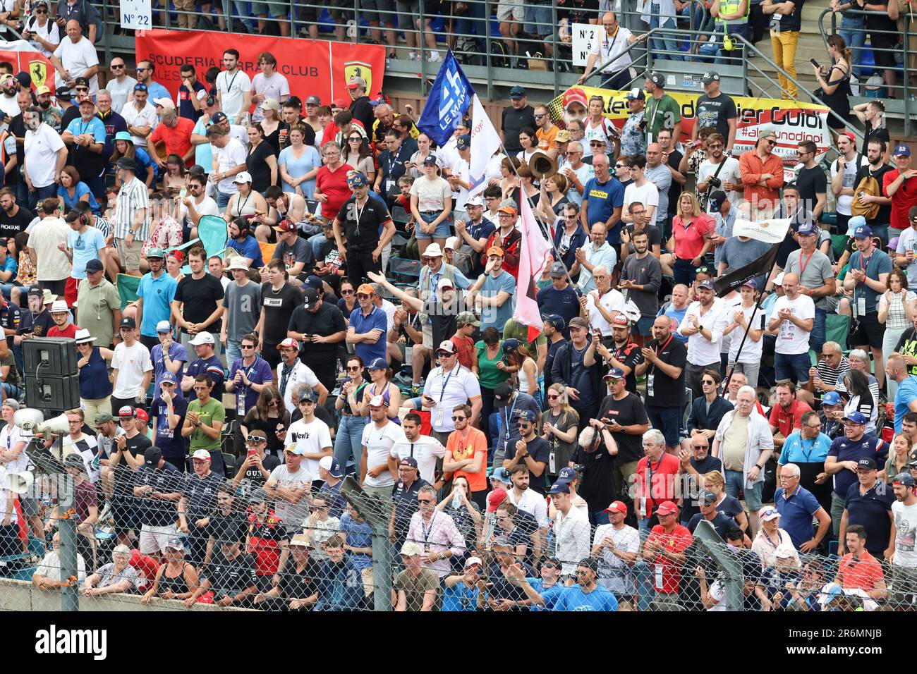 Le Mans France 10th June 2023 Pre Grid Ambiance During The 24 Hours