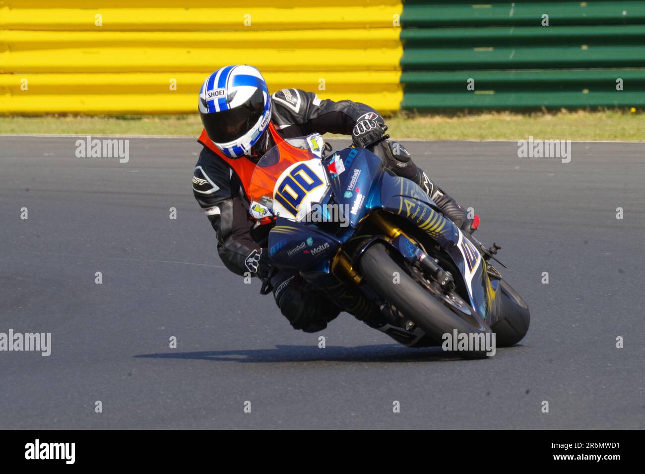 Croft Circuit, 10 June 2023. Paul Rodgers riding a Yamaha 600 in a ...