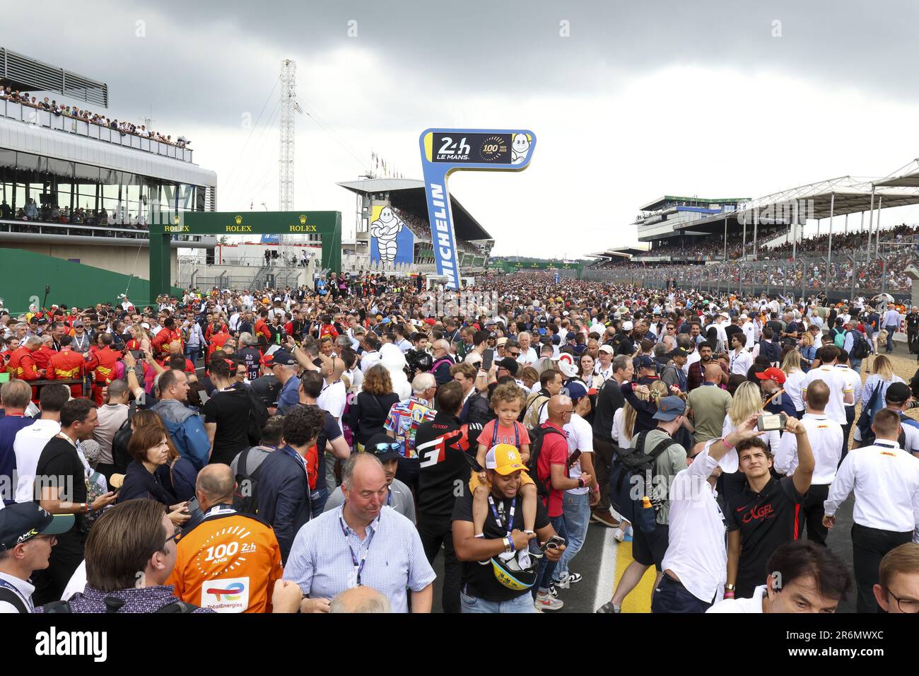 Le Mans France 10th June 2023 Pre Grid Ambiance During The 24 Hours