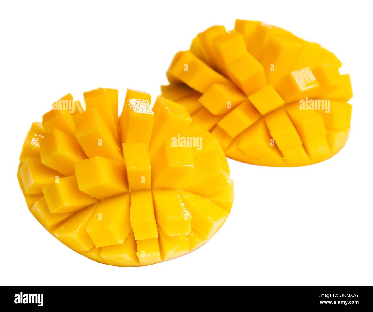 Pieces of ripe mango served on platter Stock Photo - Alamy