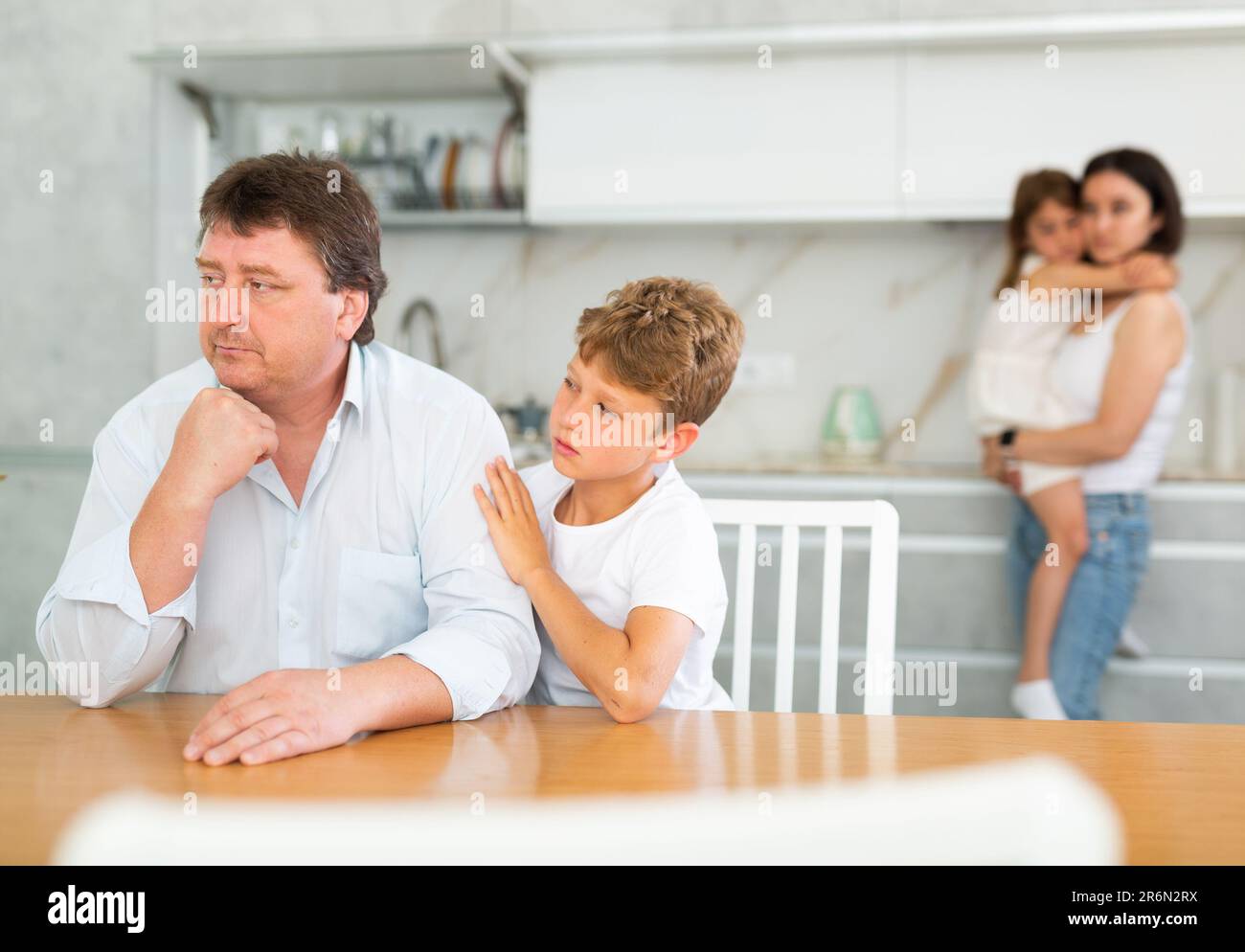 Little son asks his father to make peace with his mother after domestic ...