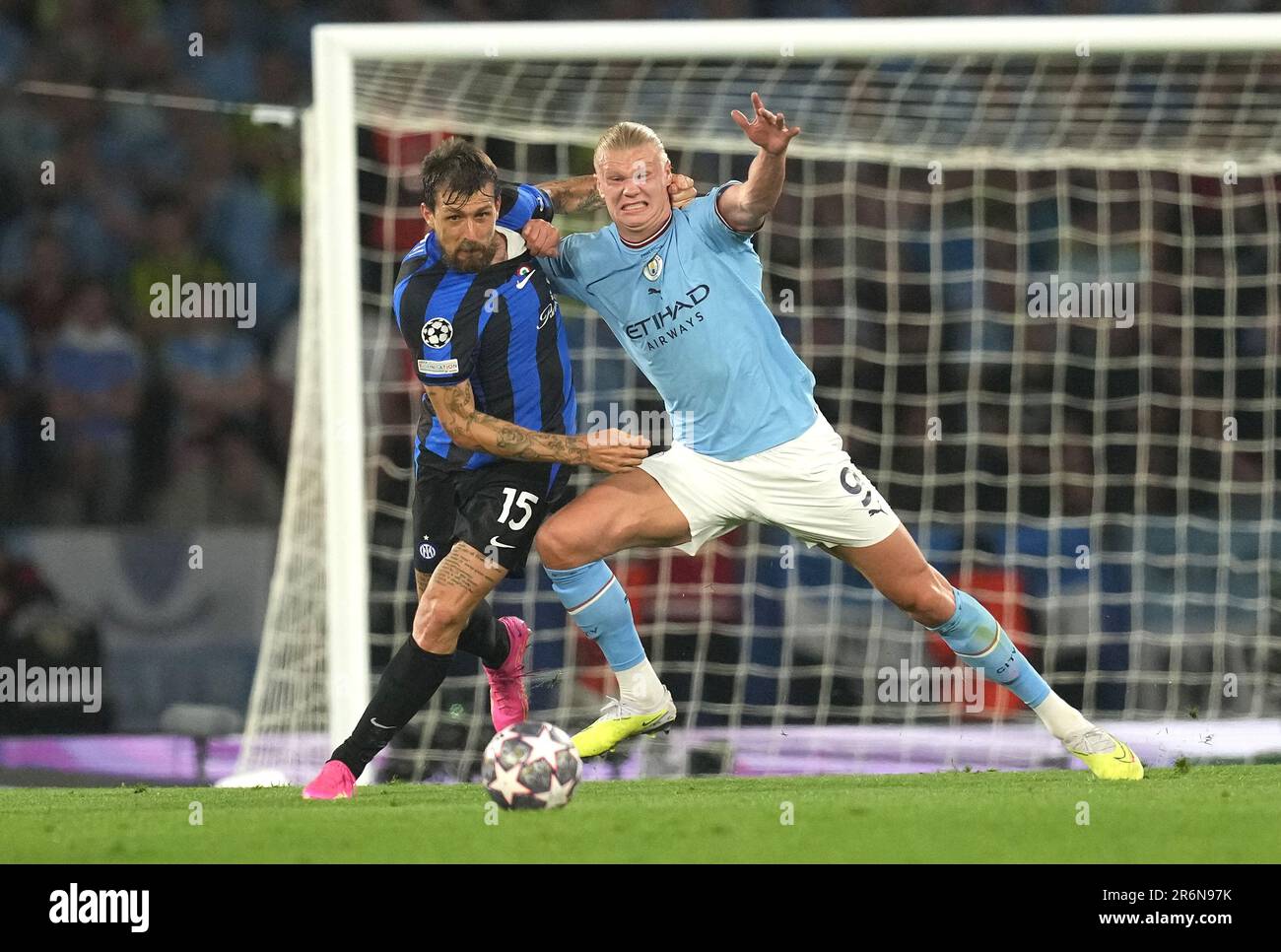 Inter champions league acerbi hi-res stock photography and images - Alamy