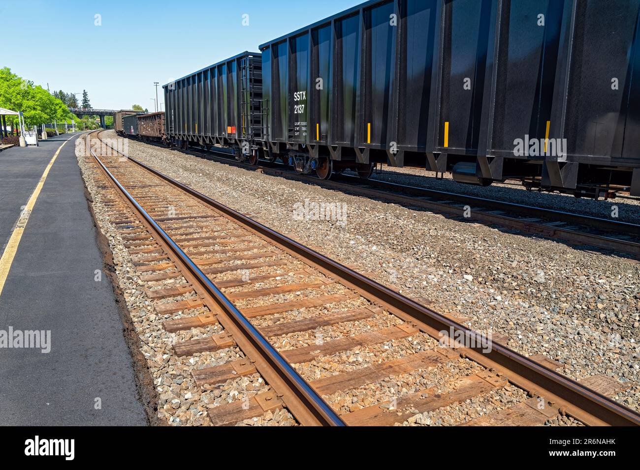 Railroad freight terminal usa hi-res stock photography and images - Alamy