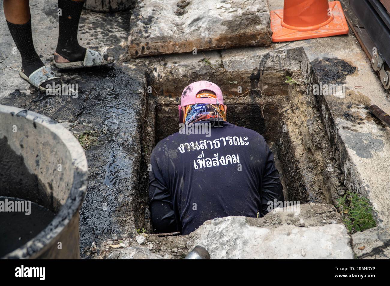 June 7, 2023, Bangkok, Thailand: A Thai inmate seen working inside a ...
