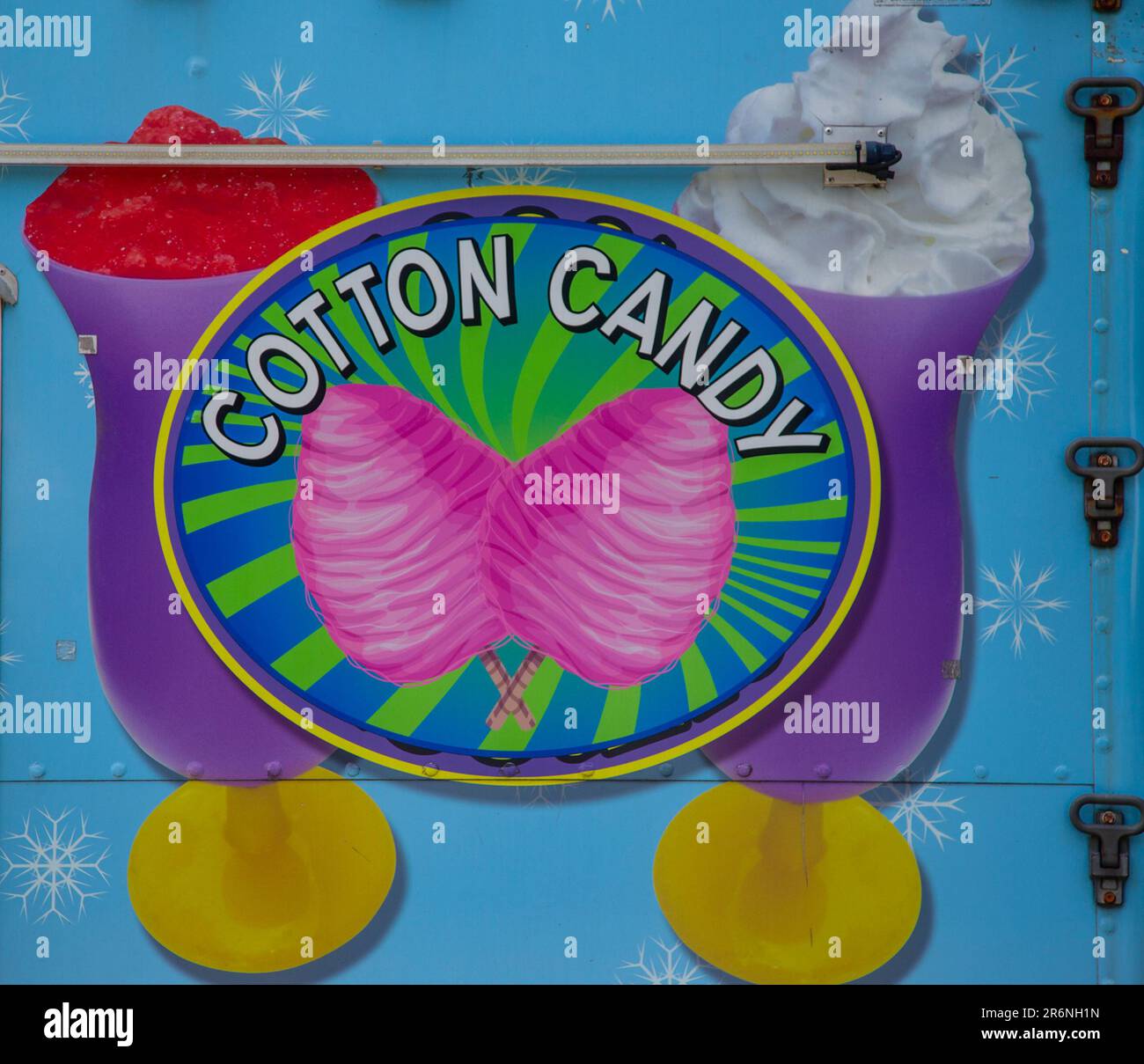 Cotton candy sign hi-res stock photography and images - Alamy