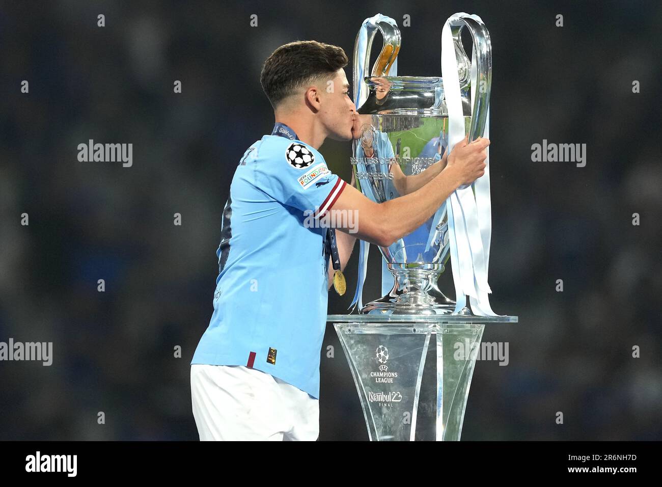 Manchester City's Julian Alvarez kisses the UEFA Champions League ...