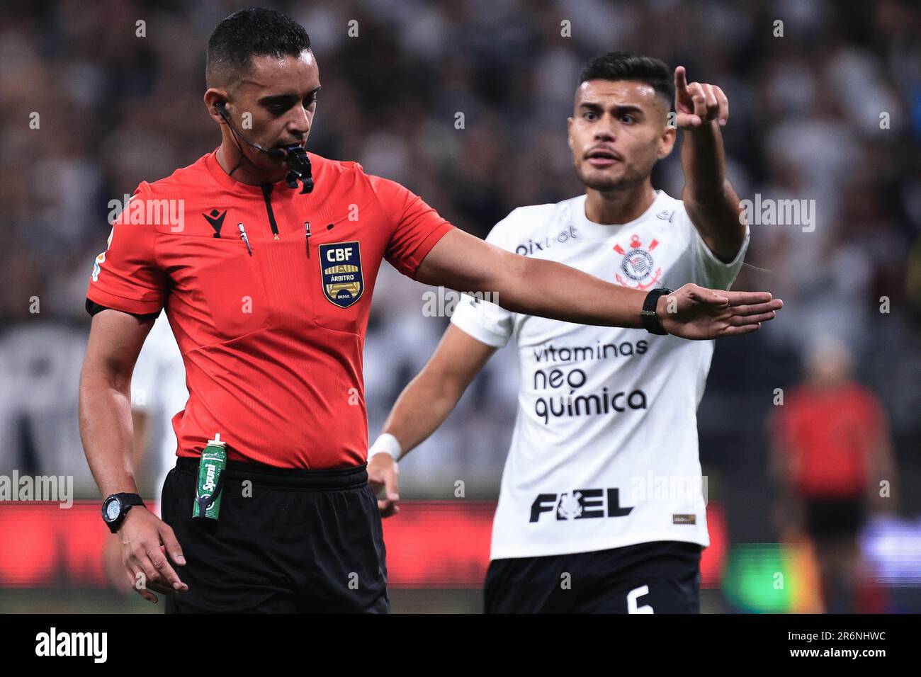 SP - SAO PAULO - 06/10/2023 - BRASILEIRO A 2023, CORINTHIANS X CUIABA - The referee Andre Luiz ...