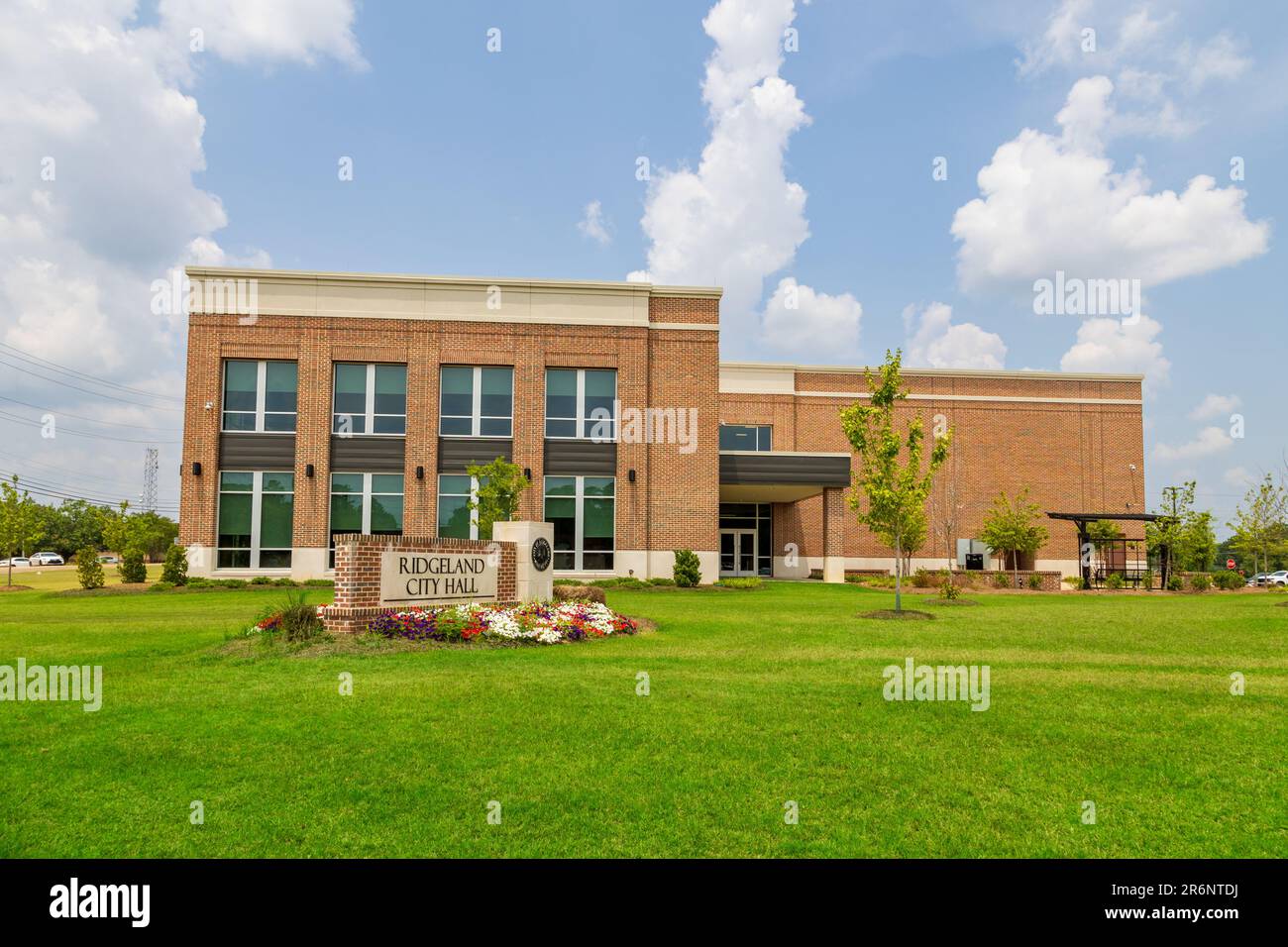 Town hall government building hi-res stock photography and images - Alamy