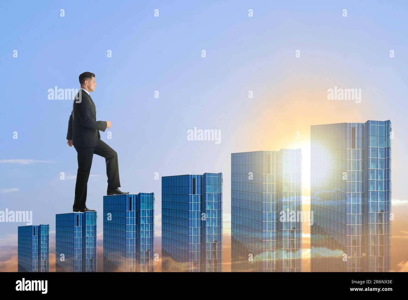 Climbing skyscrapers hi-res stock photography and images - Alamy