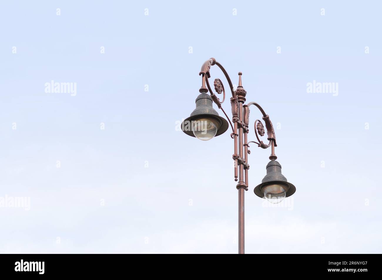 Old fashioned street lamps hi-res stock photography and images - Alamy