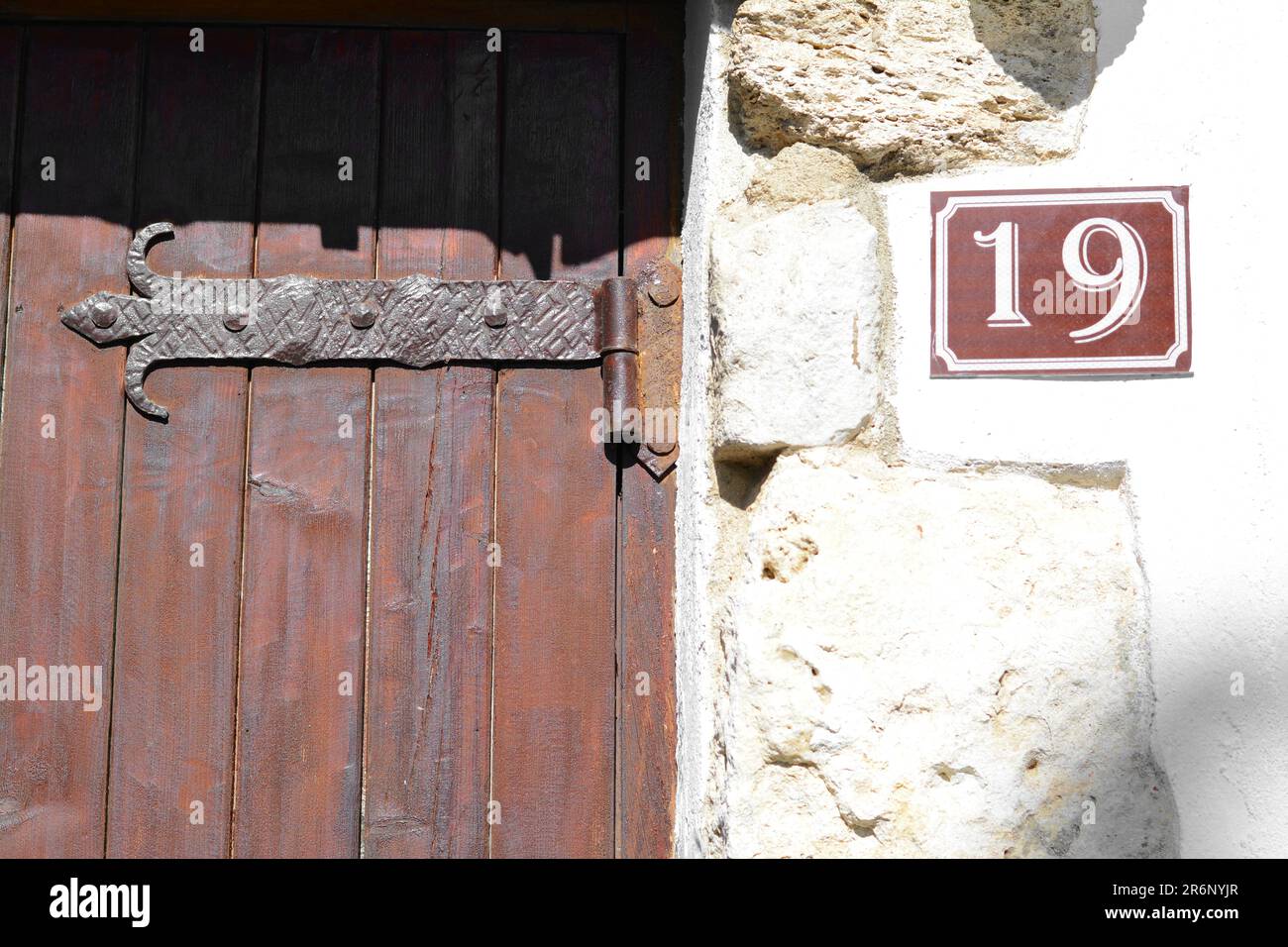 Number 19 nineteen symbol sign hi-res stock photography and images - Alamy
