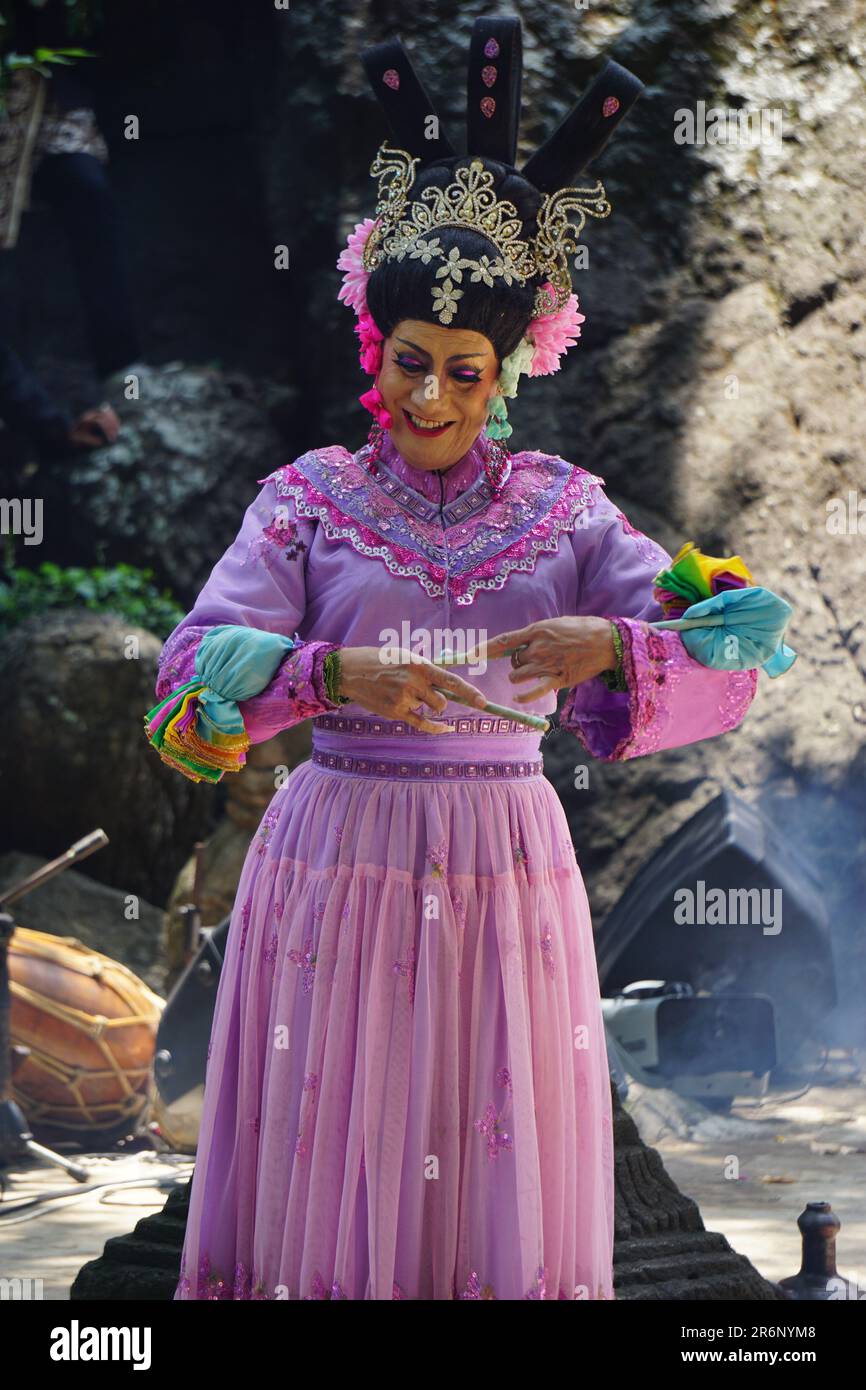 DidiK Nini Towok Performs dance on selomangleng performance art. He is ...